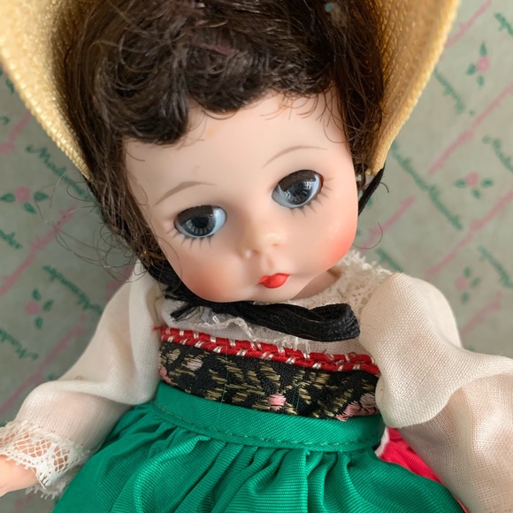 Madame Alexander | Other | Vintage 96s Madam Alexander Italy Doll ...
